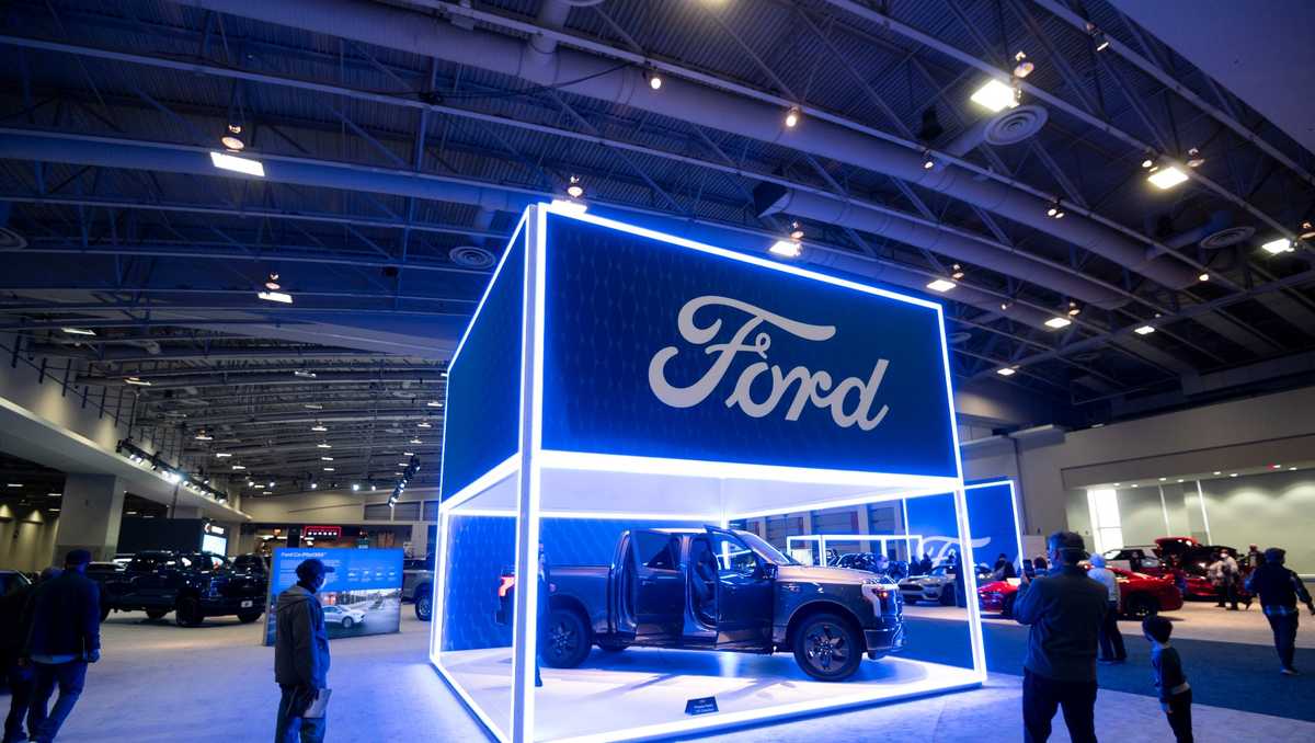 Ford announces $3.7 billion investment to build electric vehicles ...