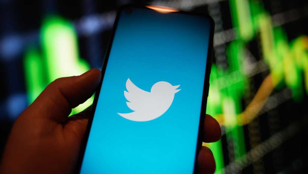 Sec Questions Twitter On How It Counts Fake Accounts