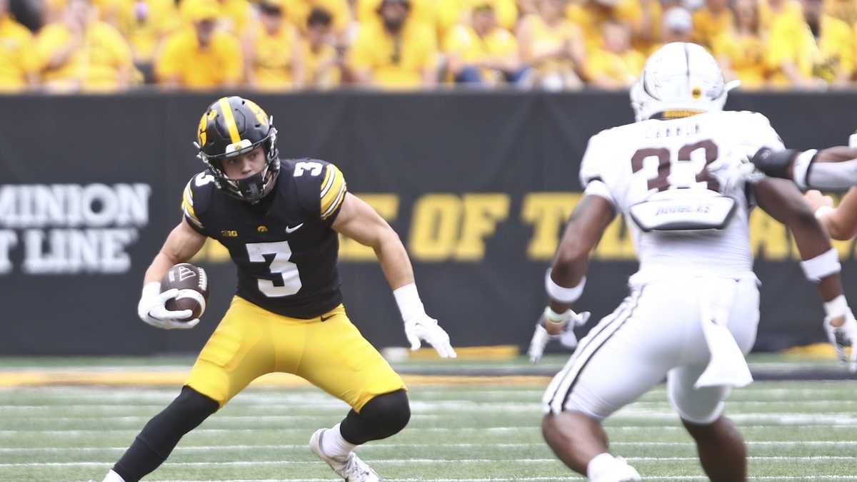 Watch: Cooper DeJean returns punt for touchdown vs. Michigan State