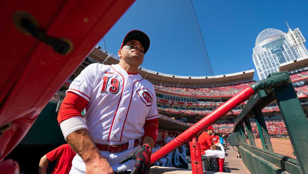 'I just wanted to say thank you': Joey Votto records thank you message ...