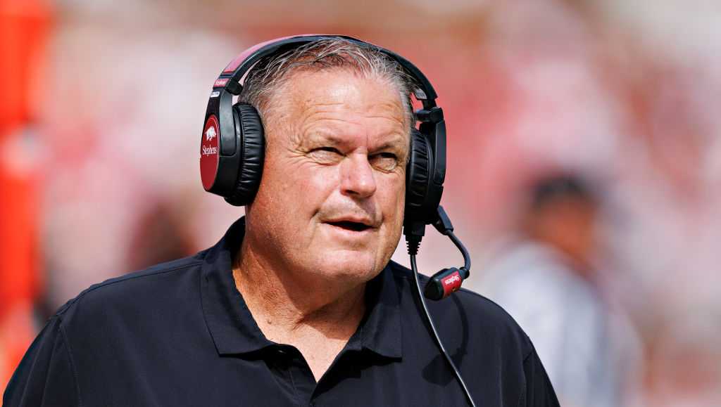 Pittman will continue to coach Razorbacks, ESPN reports