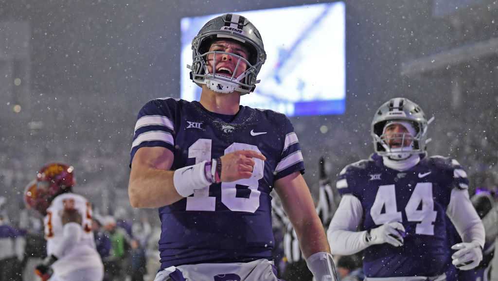 Kansas State quarterback Will Howard enters the portal