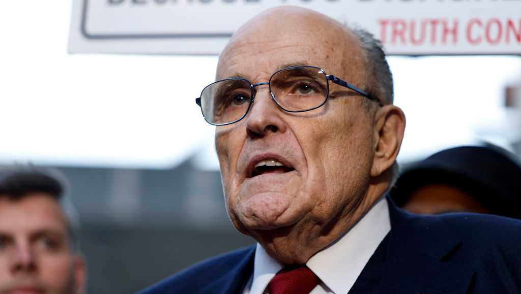 Trump says he's awarding former New York Mayor Rudy Giuliani the ...