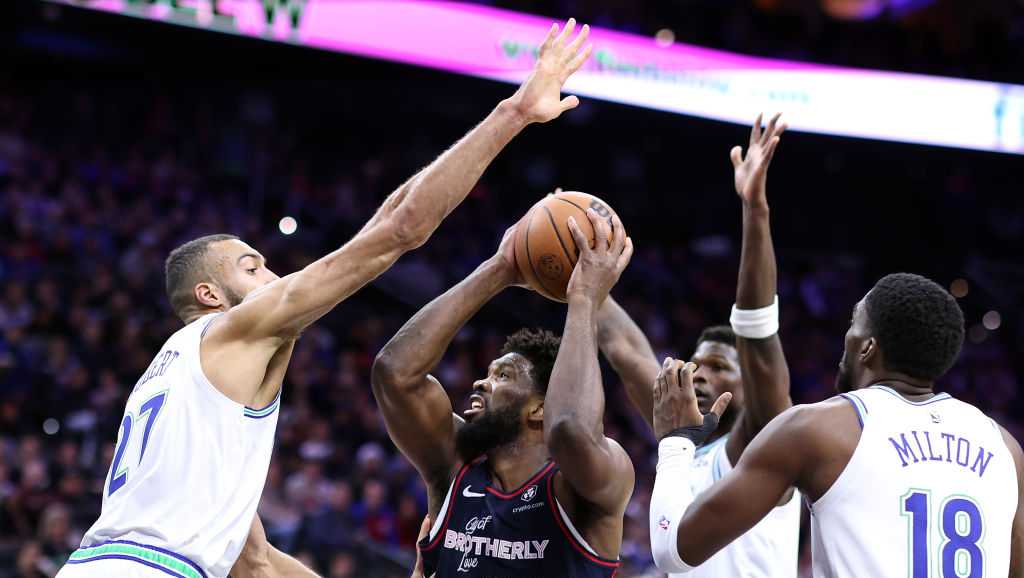 Philadelphia 76ers beat NBA's best Timberwolves, 127-113