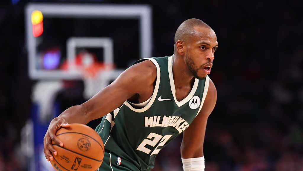 Bucks' Middleton and President Feigin to appear at VP Harris rally
