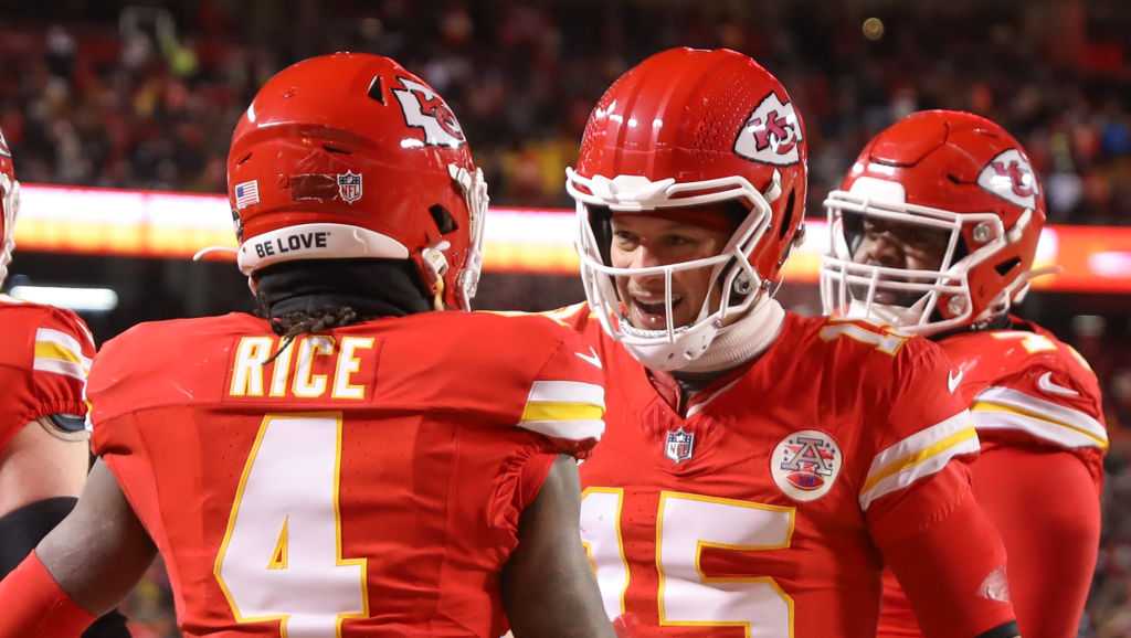 Chiefs could play on either Saturday or Sunday in divisional round
