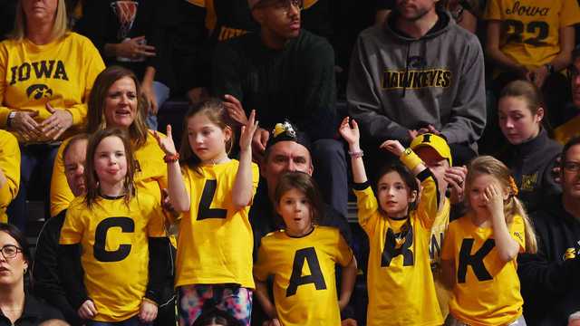 Shannon Ehrhardt - Journalist Profile - Intelligent Relations