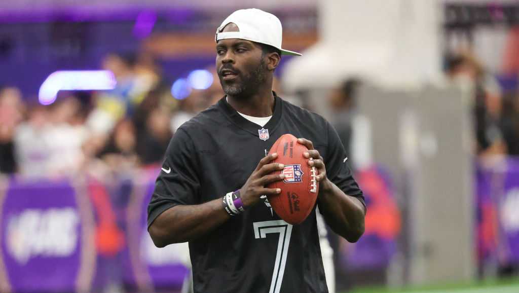 Sacramento State interviewed Michael Vick for coaching job, university ...