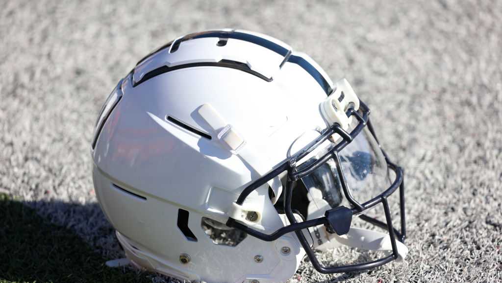 Four-star running back commits to Penn State football