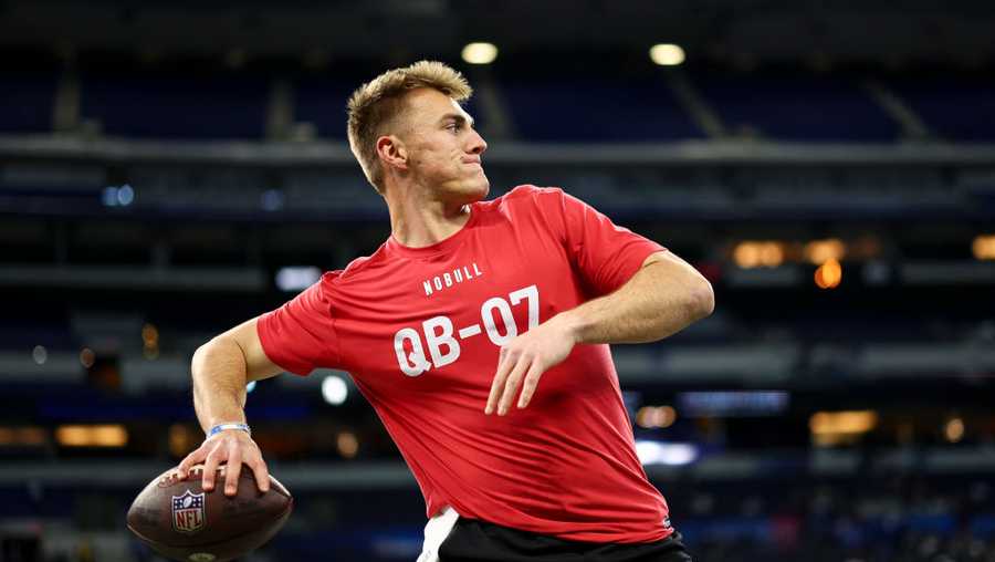 Bo Nix picked by the Denver Broncos in the NFL Draft