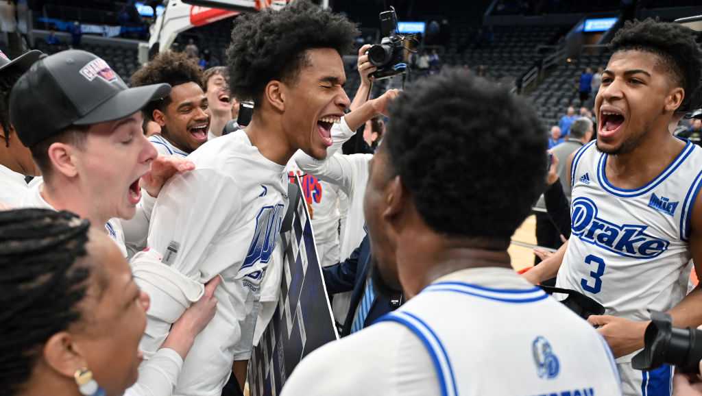 Drake March Madness: How to watch the Bulldogs vs. Washington State