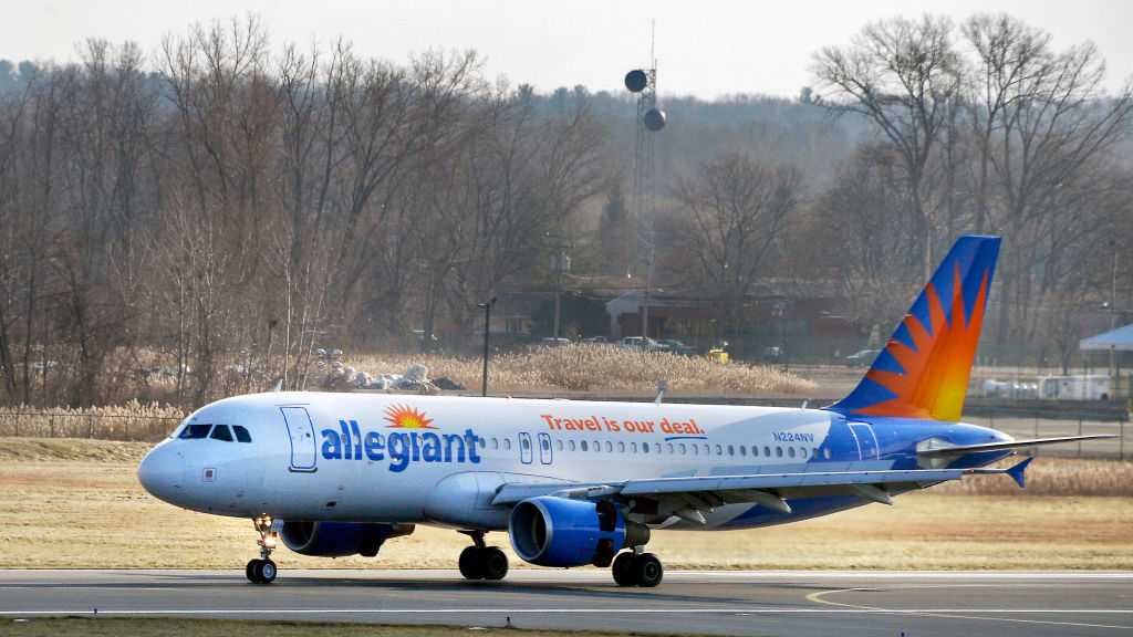 Allegiant Air offers Kentucky college students fast-track to airline ...