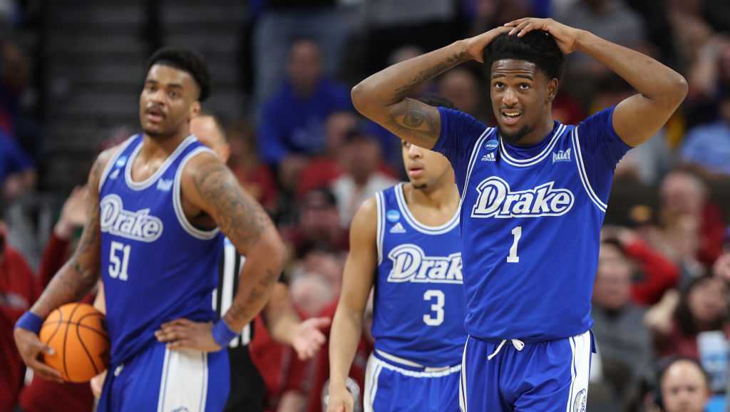 March Madness: Washington State survives maddening 2nd half to beat Drake