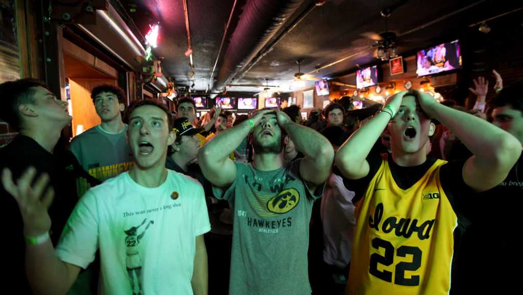 After NCAA championship game loss, Iowa fans begin trip home