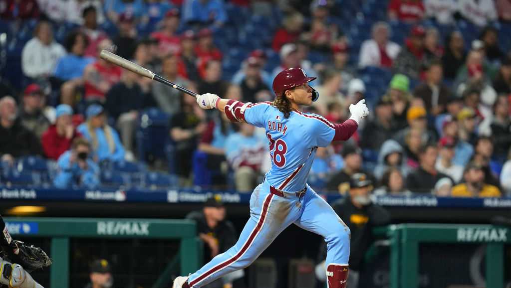 Phillies three home runs and dominant pitching powers team to 5-1 victory.