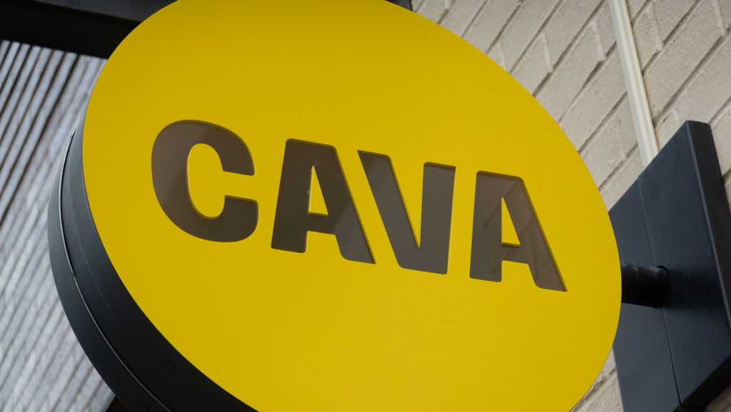 Popular fast-casual chain CAVA opens first Cincinnati location