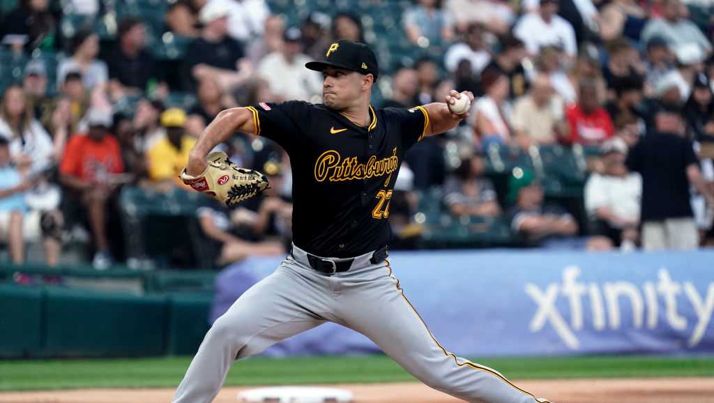 Gonzales returns from injury to help the Pirates win their 2nd straight ...