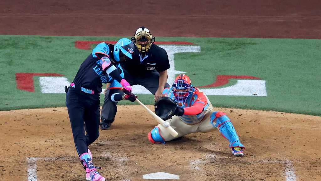 Reds' Elly De La Cruz records single in first career MLB All-Star Game