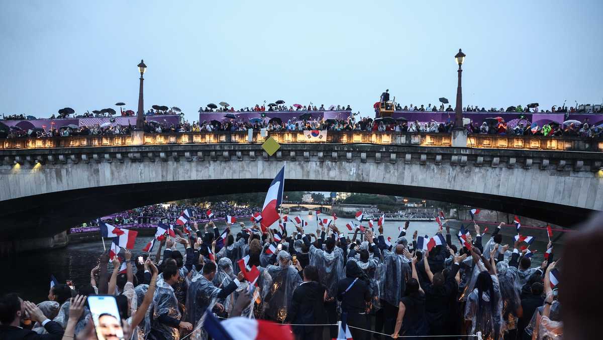 2024 Olympics: Key moments from the beginning of the Paris Games