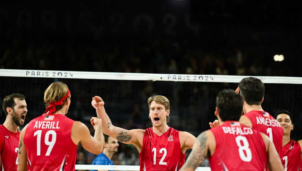 Cincinnati native Max Holt, US men's volleyball beat Italy for Olympic ...