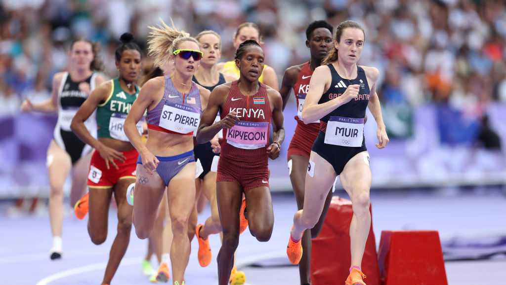 Elle St. Pierre places third in the 1500m seminfinal, moves on to finals