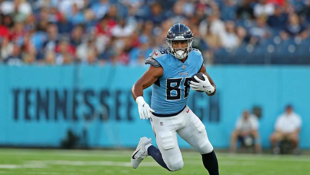 Former Hempfield star David Martin-Robinson makes roster for Tennessee ...