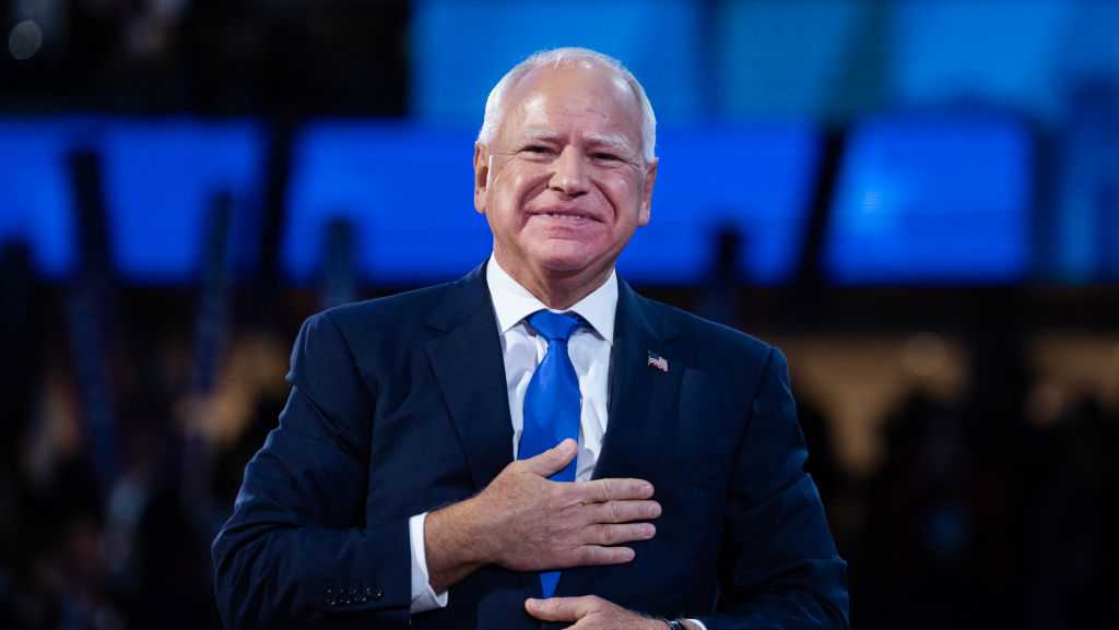 Democratic VP candidate Walz coming to Cincinnati Saturday