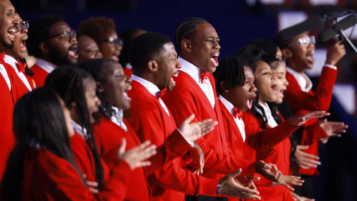 What to know about The Soul Children of Chicago, who sang the national ...