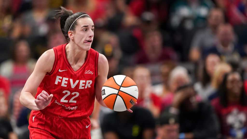 Watch: Caitlin Clark breaks WNBA assist record