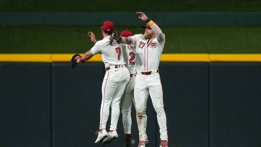 Reds erase Braves' 4-run lead, come back to win 6-5 to hand Atlanta ...