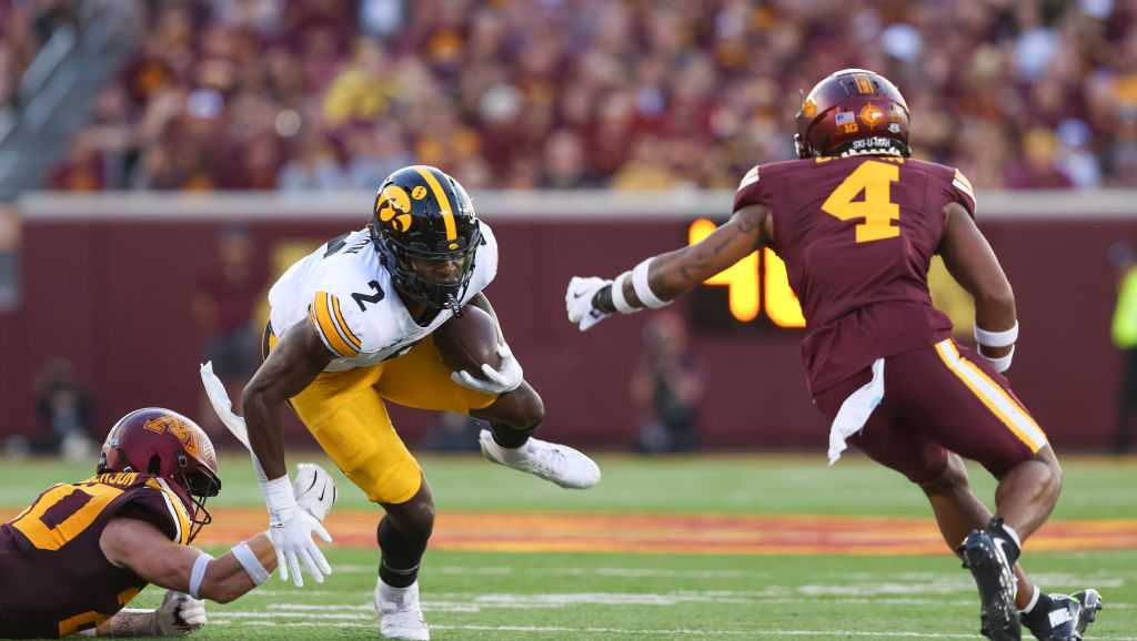 Iowa football: Kaleb Johnson keys win over Minnesota