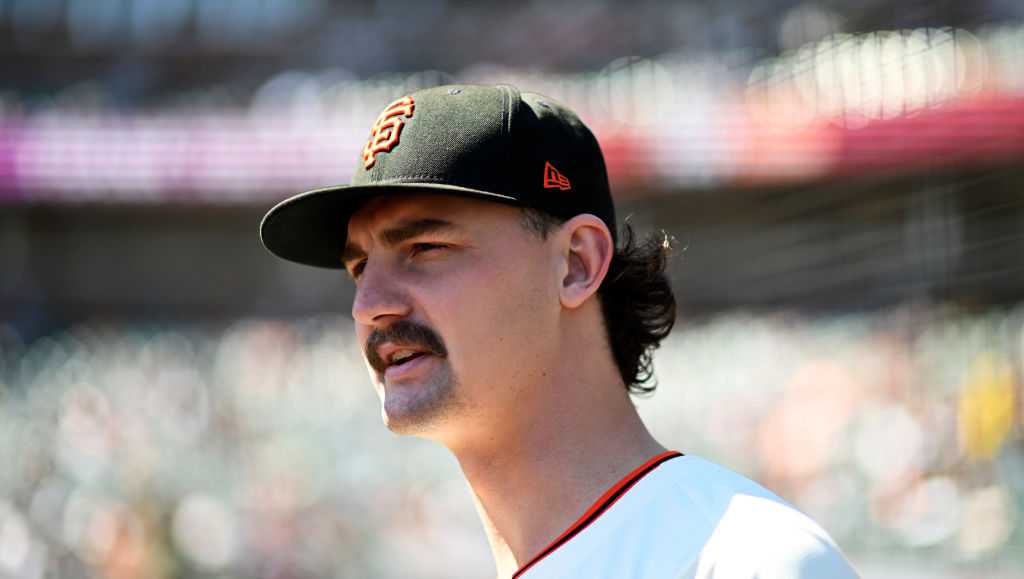 Giants pitcher Sean Hjelle accused of abuse by wife