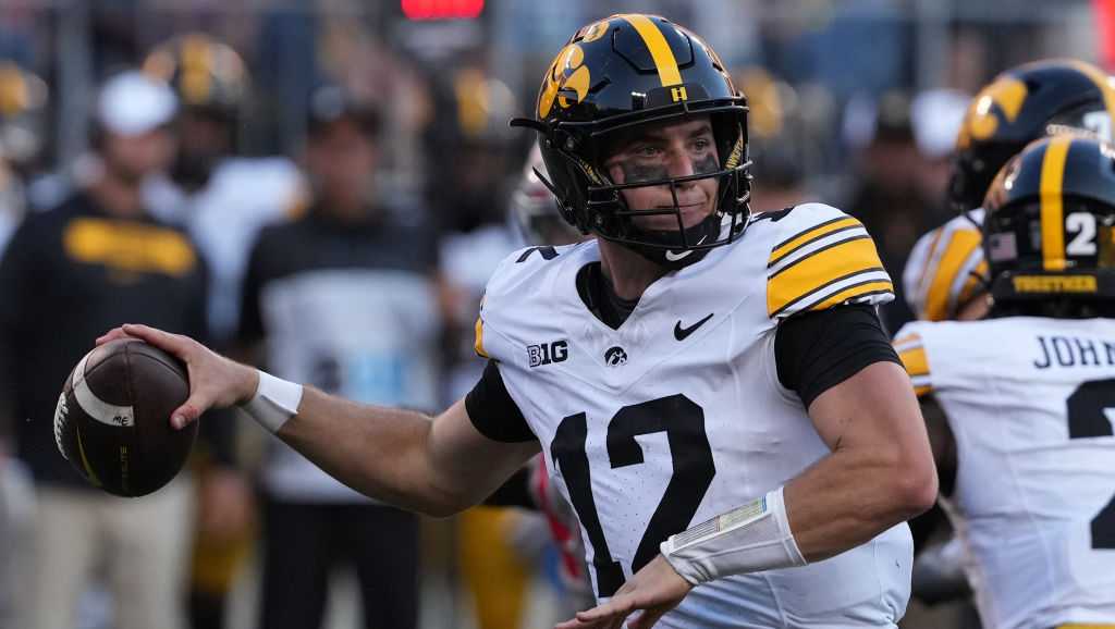 Iowa football quarterback Cade McNamara enters transfer portal