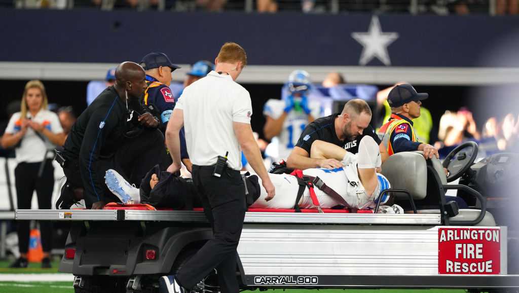 Detroit Lions star pass rusher Aidan Hutchinson carted off field with ...