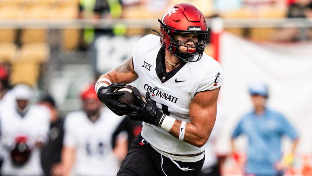 Bearcats Corleone, Royer represent UC on 2025 preseason All-Big 12 team