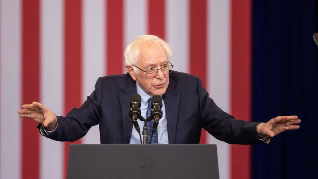 U.S. Sen. Bernie Sanders kicks off national tour in Omaha