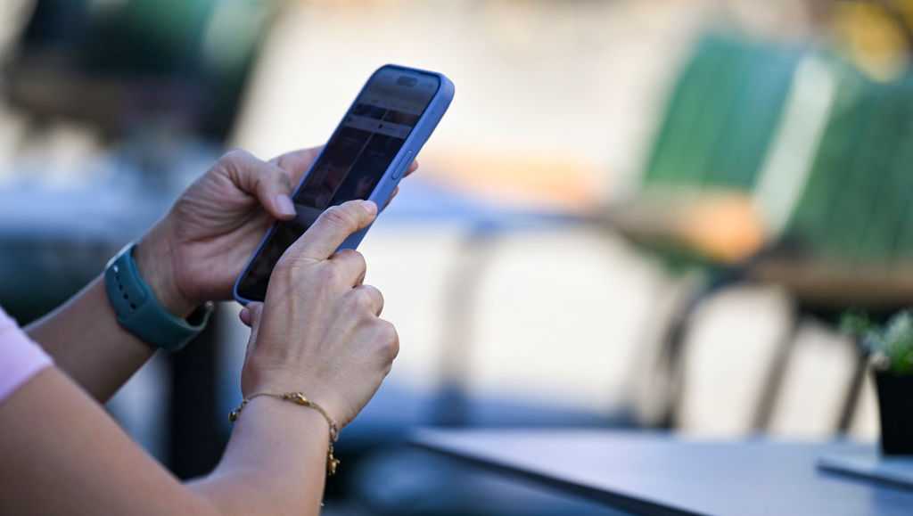 Use of cell phones in schools could change under new bill pre-filed by ...