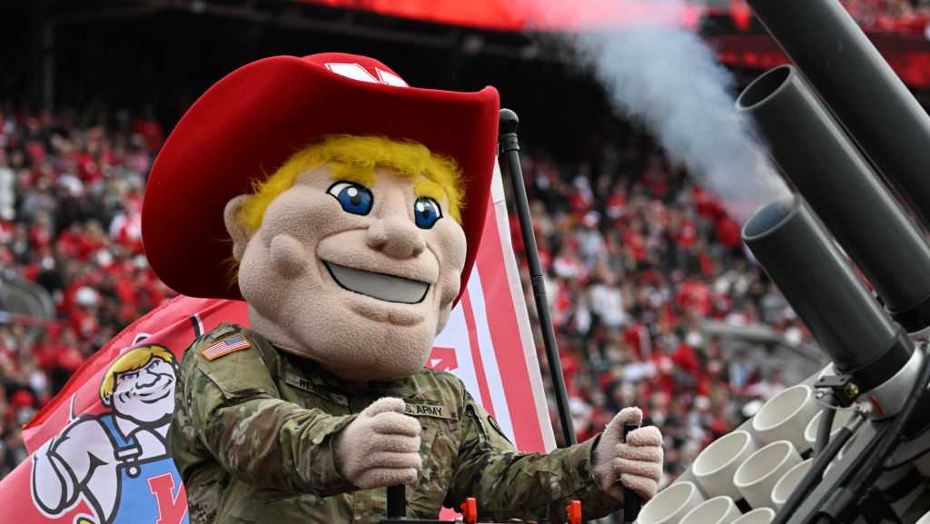 Nebraska football: ESPN, CBS Sports bowl projections
