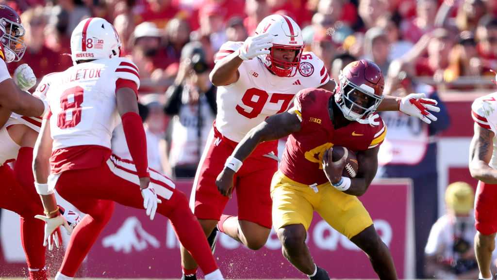 Nebraska's Keona Davis returning after entering transfer portal