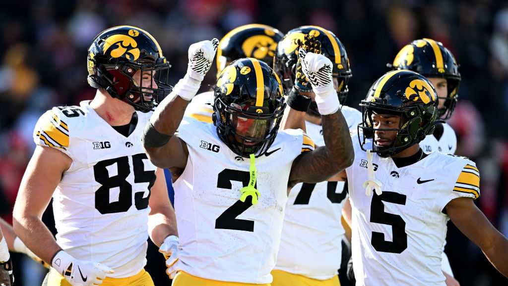 Iowa vs. Maryland score: Hawkeyes control start to finish in win