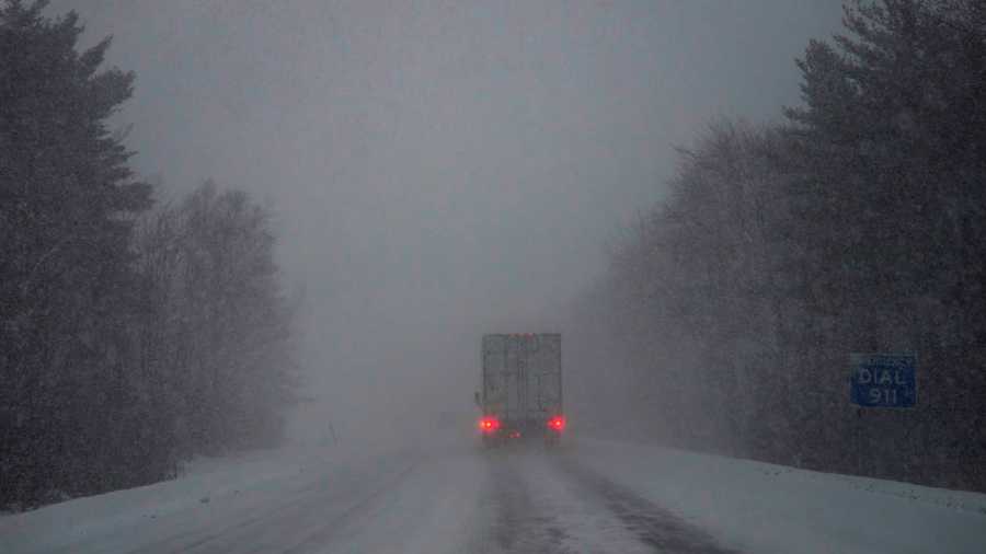 What's a snow squall? Bursts of snow could create sudden whiteout ...