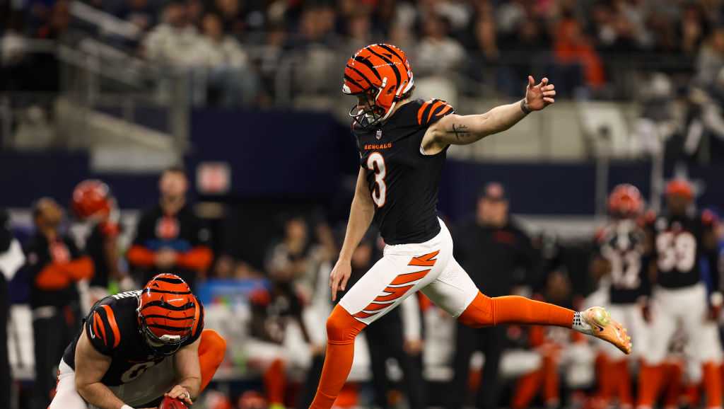 Bengals sign kicker Cade York to active roster, add 2 players to ...