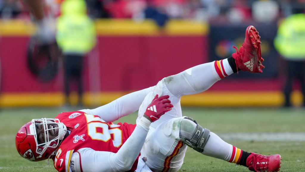 Chris Jones injury: Chiefs defensive tackle to miss game