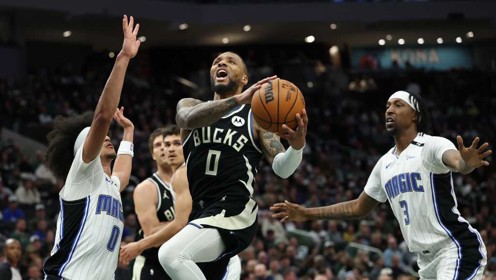 Lillard scores 30 points in Bucks victory over Magic