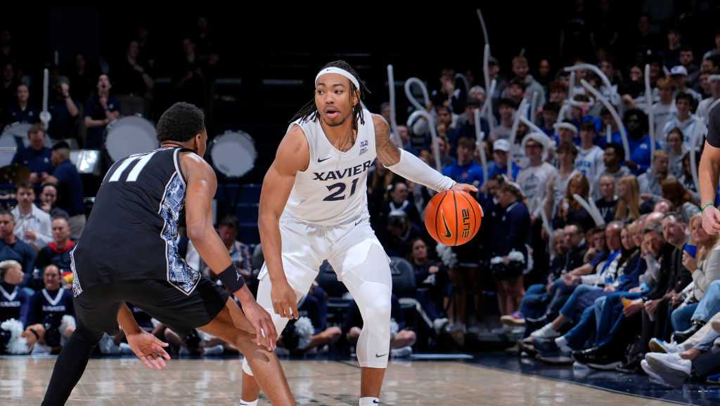 Maddox Jr.'s 24 bench points not enough as Xavier falls to Villanova, 80-68