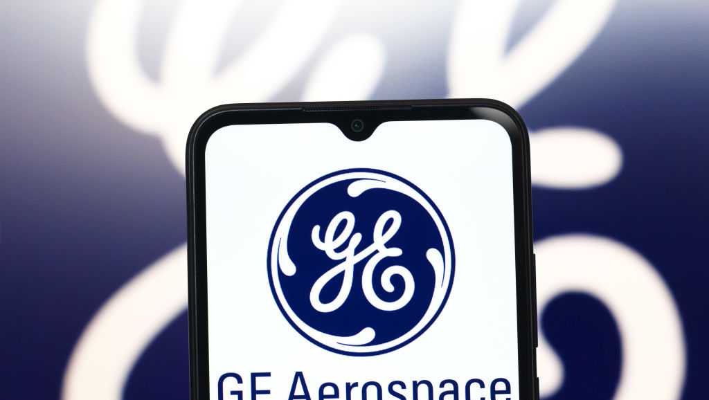 UAW members at GE Aerospace plants in Evendale, Erlanger vote for ...