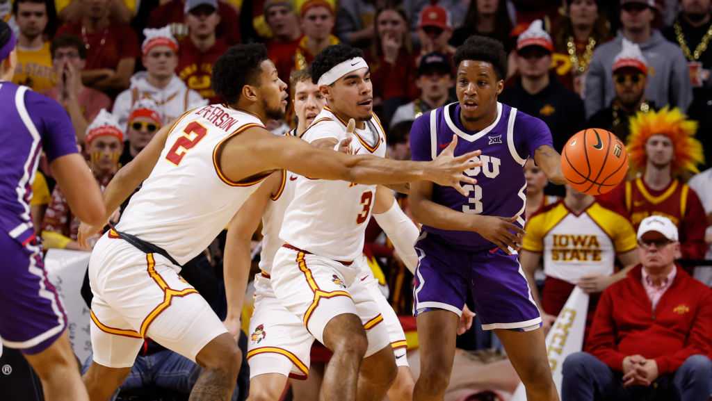 Iowa State basketball: Cyclones climb in new AP Top 25 poll