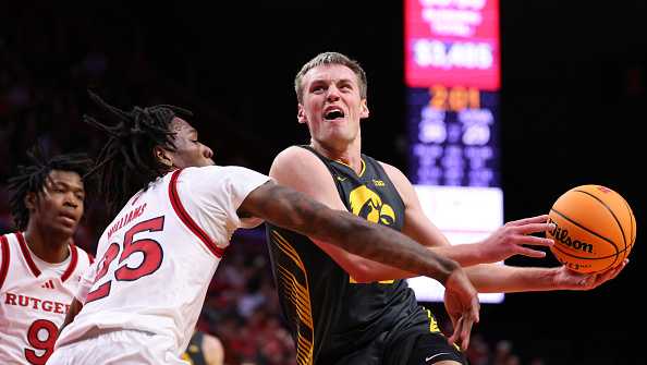 Iowa closes on 8-0 run to beat Rutgers 84-73 for its first Big Ten road ...