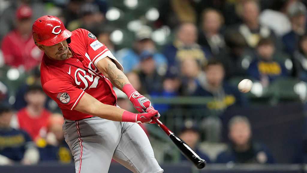 Reds snap 35-inning scoreless streak but still lose to Brewers