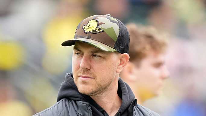 Kentucky hires Oregon offensive coordinator Will Stein as new coach of ...